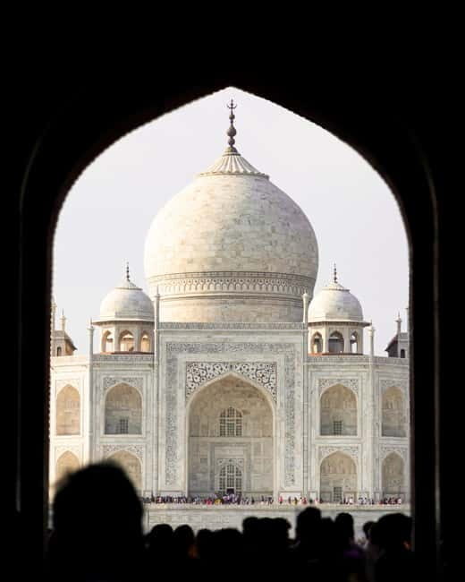 Private Delhi City Sightseen Tour Including New & Old delhi - An Introduction to the Tour