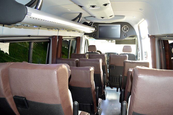 Private Departure Luxury Transfer Hotels to: San Jose International Airport (1 - 5) - Why Choose a Private Luxury Transfer?