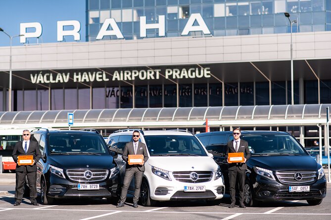 Private Departure Transfer: Prague Airport - Booking Process