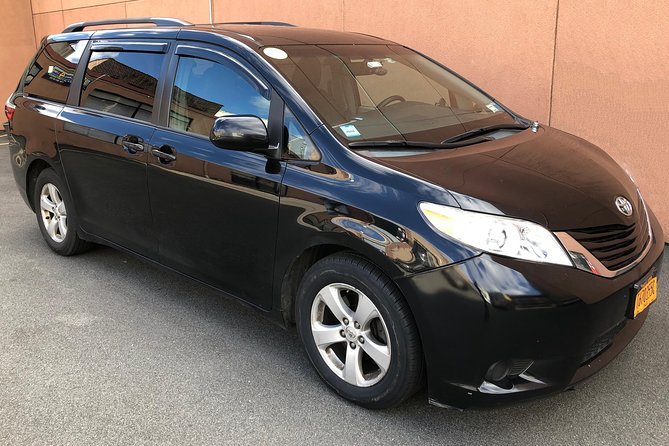 Private Departure Transfer to Louis Armstrong New Orleans Airport MSY - Vehicle Options and Capacity