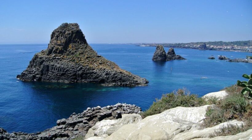 Private dinner on a sailboat in Taormina - An In-Depth Look at the Experience