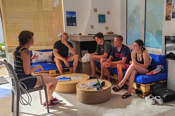 Private Discover Scuba Diving Experience in Messinia - Meeting Point and Accessibility
