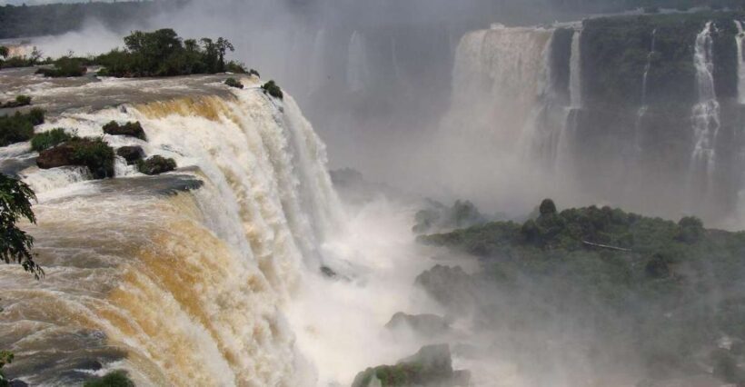 Private- Discover the Brazilian & Argentine Falls in 2 days. - Discover the Iguazu Falls: A 2-Day Private Tour in Salta Province, Argentina