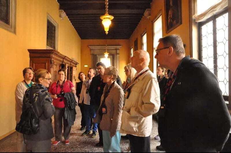 Private Doge's Palace & Prisons Tour - Key Points