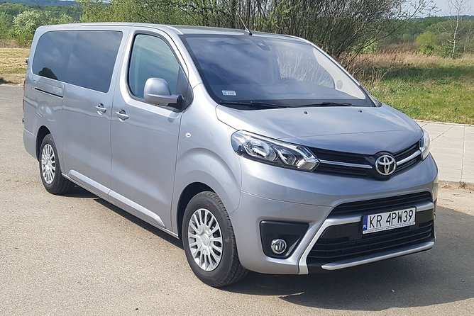 Private door-to-door transfer from Krakow to Prague - FAQ