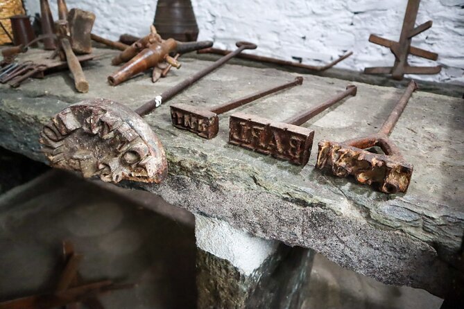 Private Douro Valley Tour: Boutique Winerie & River Cruise - Booking and Cancellation Policy