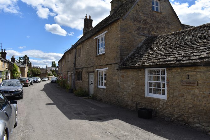 Private Downton Abbey Tour, including Bampton, Cogges Farm, and Highclere - Analyzing the Price and Value