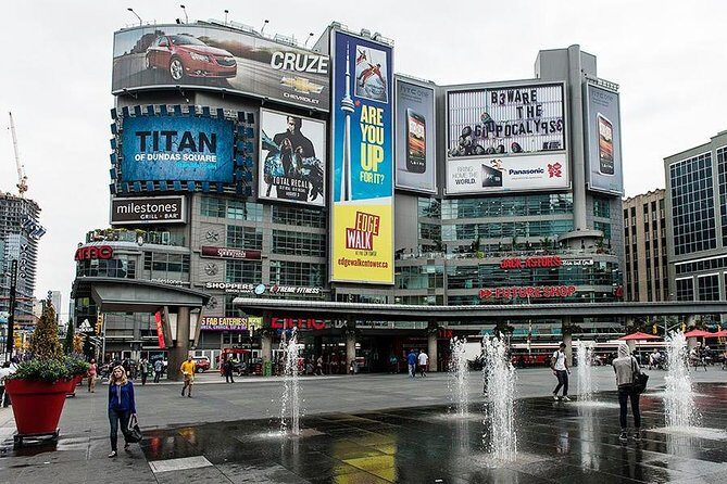 Private Downtown Toronto Walking Tour in English - What Travelers Are Saying