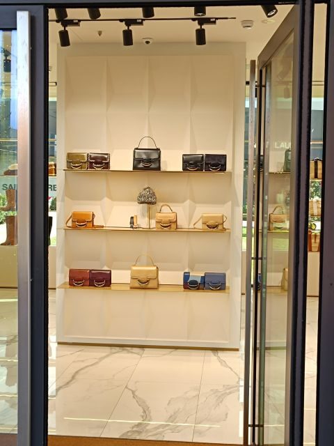 Private Driver for shopping to "The Mall" and Prada Outlet - Final Thoughts