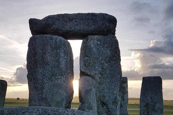 Private Driver Tours Avebury.Stonehenge.Salisbury. - Key Points