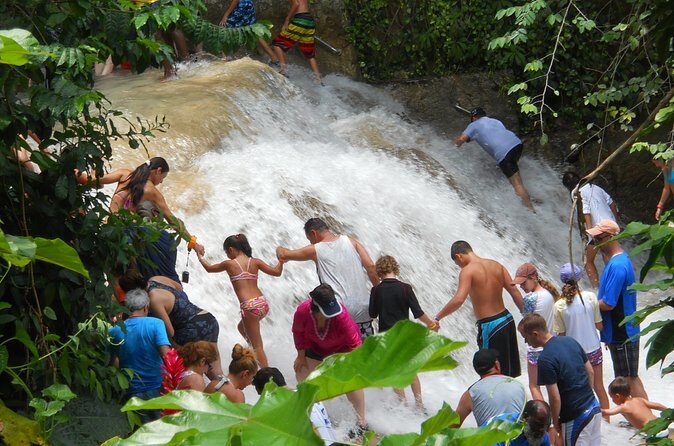 Private Dunns River Falls and Beach Break Excursion from Falmouth - FAQ