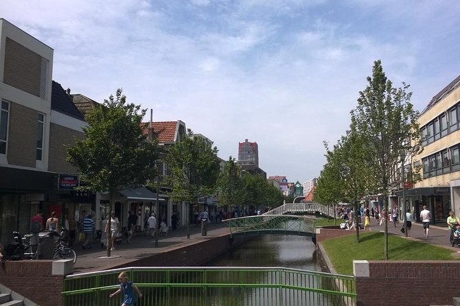 Private Dutch Food Tasting and History Tour in Zaandam from Amsterdam - Who Should Consider This Tour?