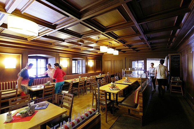 Private Eagles Nest Tour, Skip The Line, WW2 Doku-Center & Lunch - What Makes This Tour Special