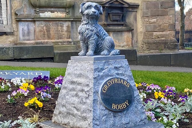 Private Edinburgh City 4 Hour Guided Tour in a Luxury Levc Txe - Inclusions and Accessibility