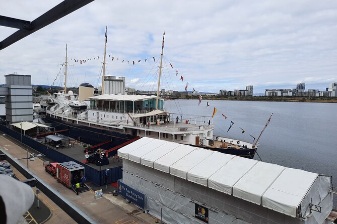 Private Edinburgh City 4 Hour Guided Tour in a Luxury Levc Txe - Guest Reviews and Experiences