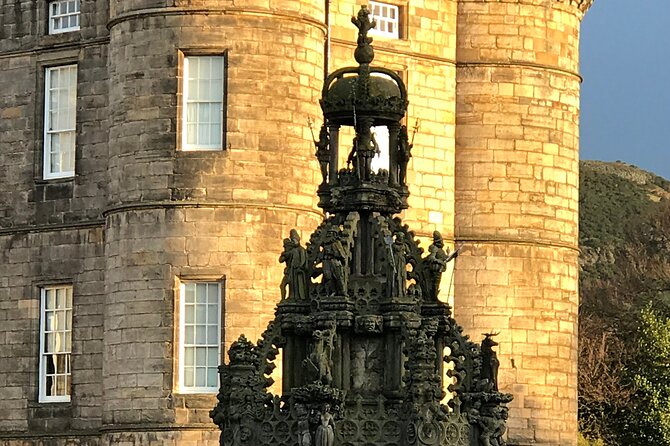 Private Edinburgh City 4 Hour Guided Tour in a Luxury Levc Txe - Tailored Experiences for Travelers