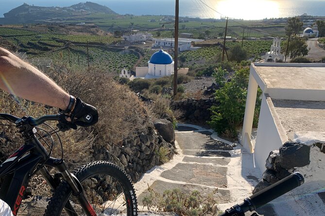 Private Electric Mountain Bike Experience and Tour in Santorini - Customer Feedback and Ratings