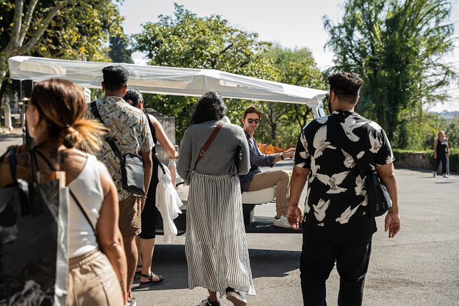 Private Electric Tuktuk Tour of Rome With Prosecco and Pickup - Exploring Rome in a Tuk-Tuk