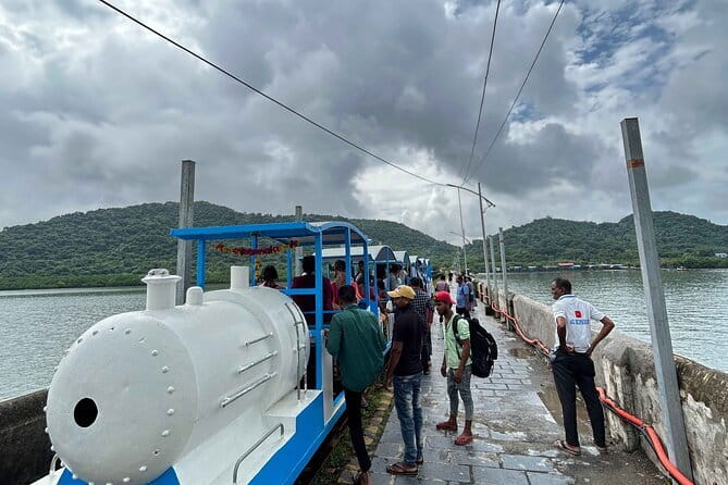 Private Elephanta Caves and Island Tour with Guide - Authentic Experiences & Hidden Gems