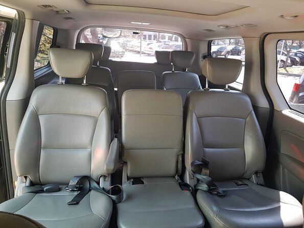 Private English Speaking Driver in Seoul: Airport Service Available - The Appeal of a Private Driver in Seoul