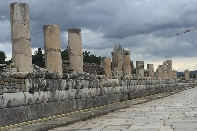 Private Ephesus, St. John Basilica, the House of Mary With Lunch - Dining Experience: Traditional Turkish Lunch