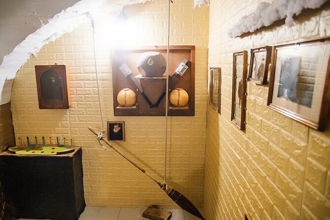 Private Escape Game Experience in Budapest - Booking and Availability