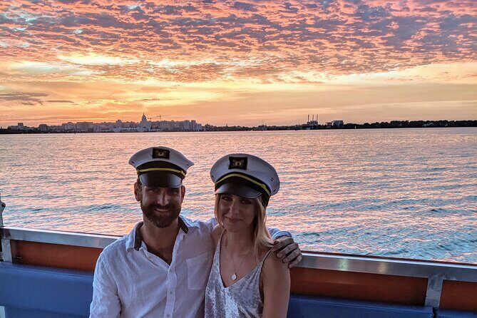 Private Evening Boat Ride through Ft Lauderdale, fits up to 20 - Who This Tour Is Perfect For