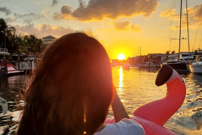 Private Evening Boat Ride through Ft Lauderdale, fits up to 20 - FAQs