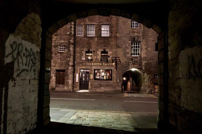 Private Evening Royal Mile Walking Tour - Authentic Perspectives
