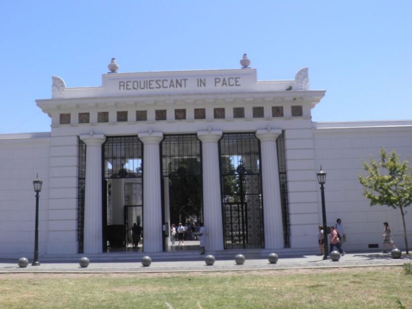 Private Evita and Peronism Historical Tour in Buenos Aires - Practical Tips for Travelers