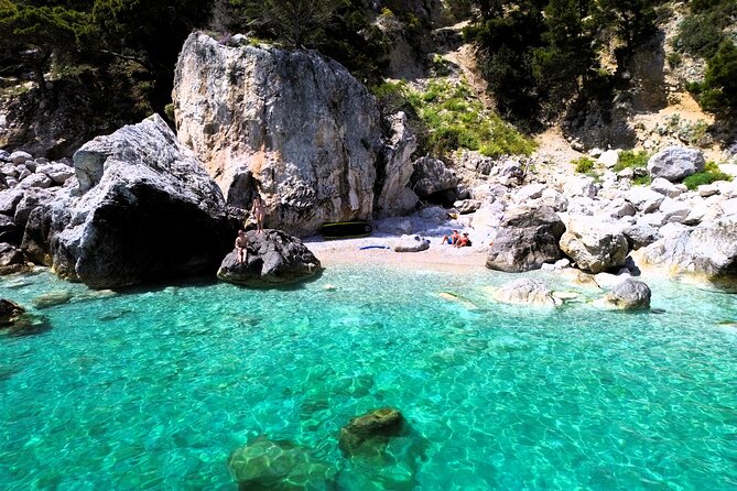 Private Experience on Classic Boat: Discover Capri in 3 Hours - How to Book Your Capri Boat Adventure