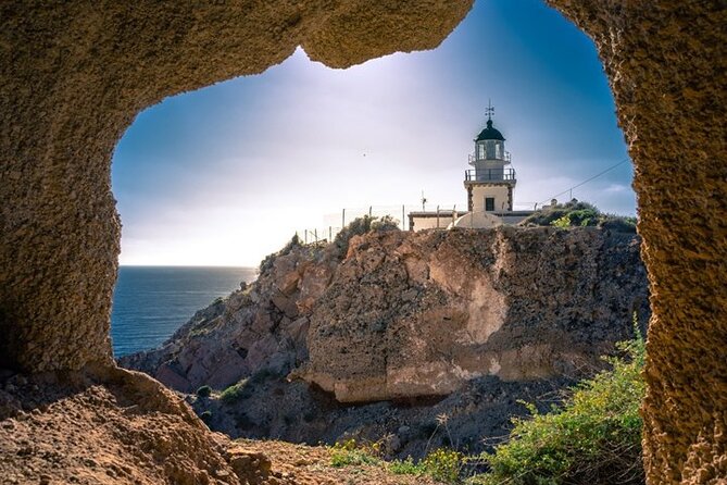 Private Exploration of Santorini - Constructive Feedback From Travelers