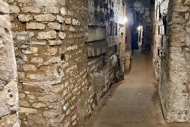 Private Express Tour of Roman Catacombs With Transfer - Meeting and End Points
