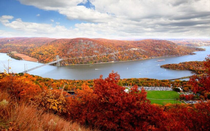 Private Fall Foliage Helicopter Tour of the Hudson Valley - The Convenience and Comfort