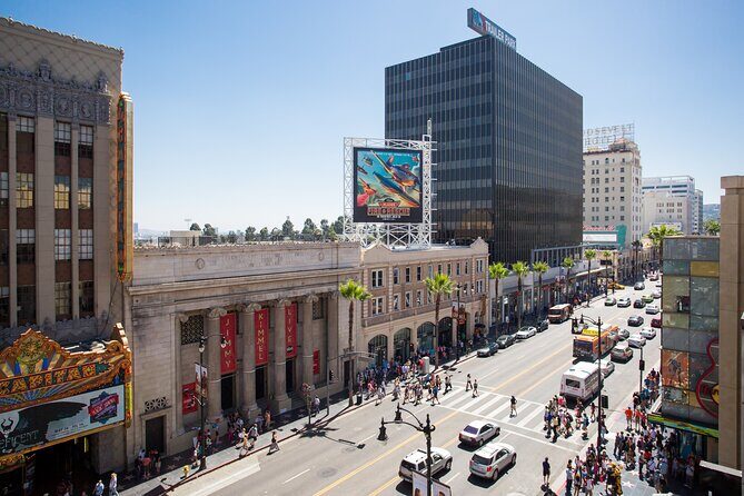 Private Family Fun Art Parks and Culture Walk in Phoenix - Starting Point: Phoenix Art Museum