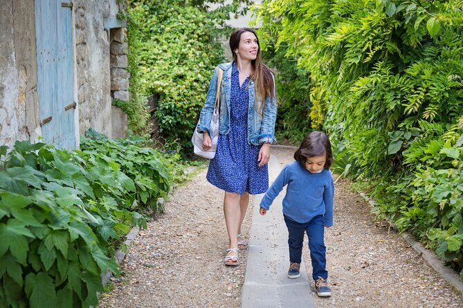 Private Family Fun Art Parks and Culture Walk in Phoenix - Evening Vibe: First Friday Roosevelt Row