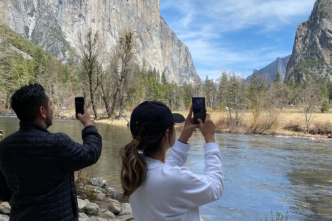 Private Family Photo Day in Yosemite - Professional Photography Guidance