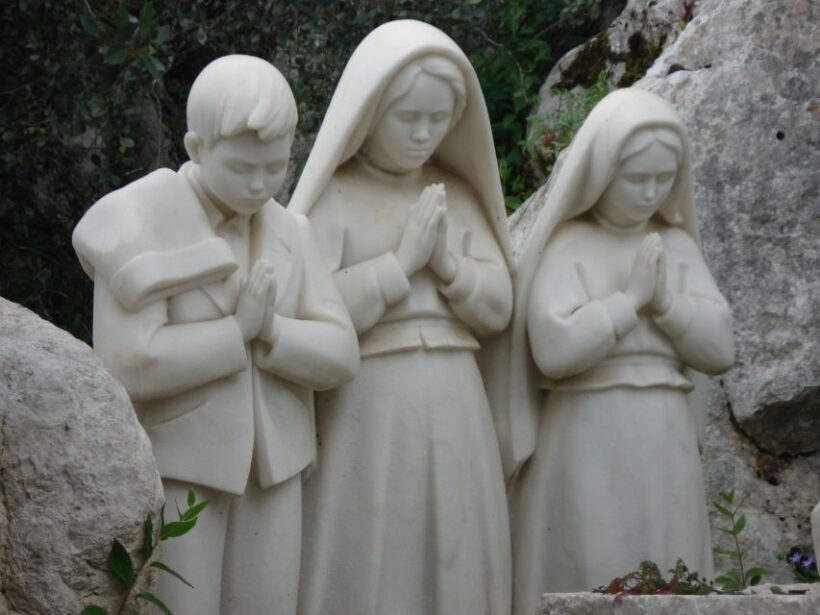 Private Fatima Full Day Tour from Lisbon - Key Points
