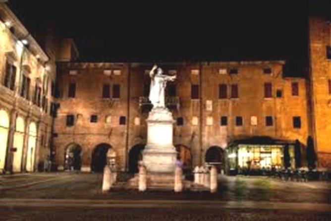 Private Ferrara Tour of City Highlights by Night - Who Will Love This Tour?