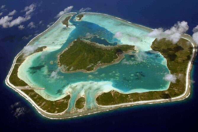 Private flight over Maupiti, the little sister of Bora-Bora - Analyzing the Value