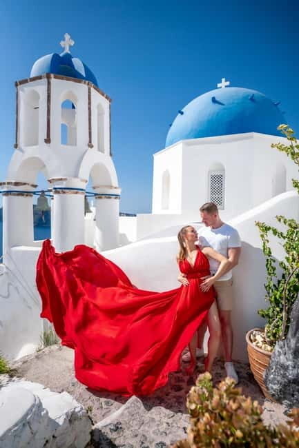Private Flying Dress Photoshoot Santorini - An In-Depth Look at the Flying Dress Photoshoot