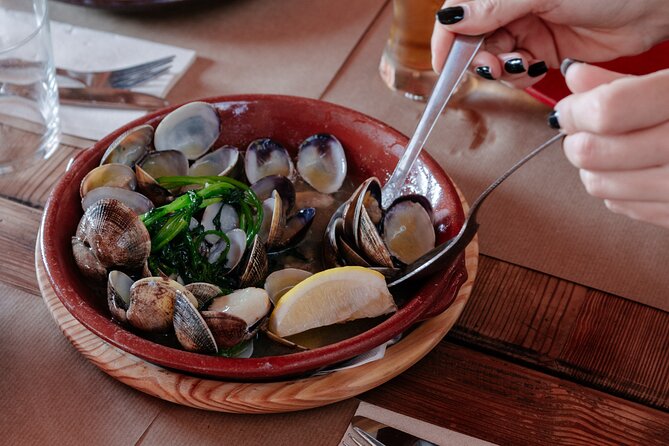 Private Food and Wine Tour: From Street to Gourmet - Personalized Guidance and Insights