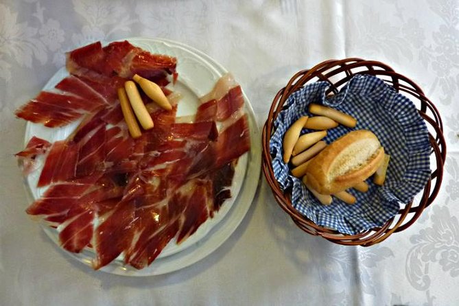 Private Food, Tapas & Wine Tour of Madrid with Customizable Menu All Included - Breaking Down the Itinerary