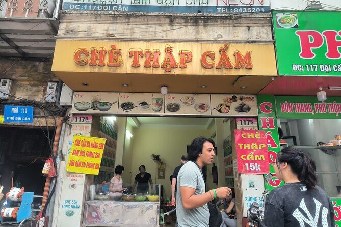 Private Food Taste Tour at Vietnam in Ba Dinh - Discovering Hanoi’s Street Food Scene