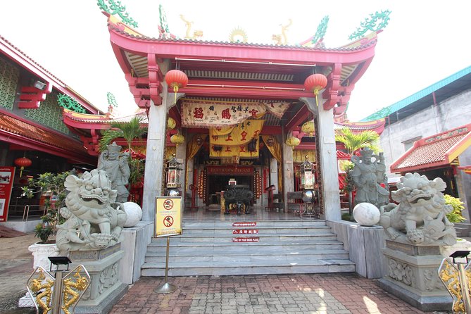 Private food Tour + Sightseeing +Thai Cooking class - Street Food Tasting: Flavors of Phuket