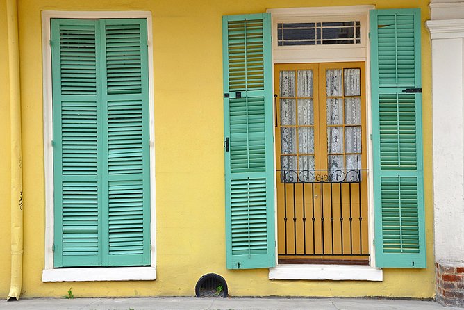 Private French Quarter & Garden District Tour: Walk and Drive Combo - Transportation Details