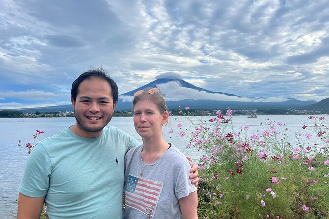 Private Fuji Half-Day Tour With Hotel Pickup and Japanese Guide - Experiencing Japanese Culture and Cuisine
