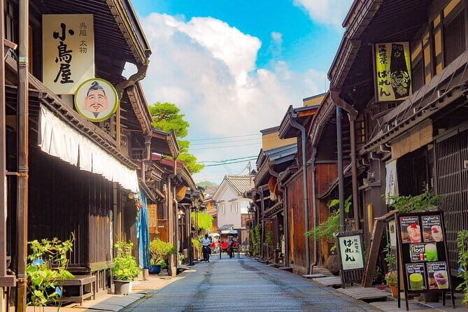 Private Fujinomiya Town in Kimono Guided Tour/C-G - FAQ