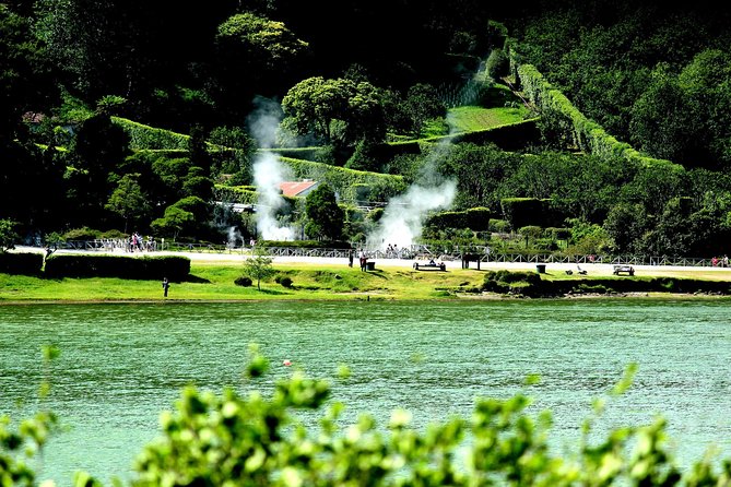 Private Full-Day 4x4 Tour to Furnas Volcano - Meeting and Pickup