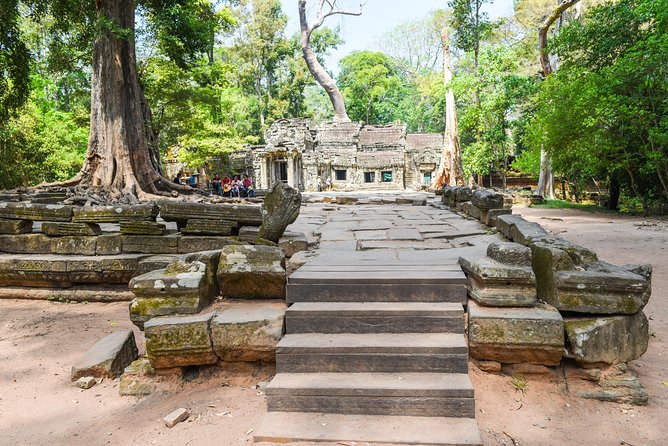 Private Full-Day Angkor Temple and Sunset Viewing with Lunch - What Makes This Tour Stand Out?